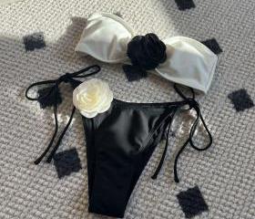 Elegant Two-tone Floral Bikini Set With Tie Sides on Luulla