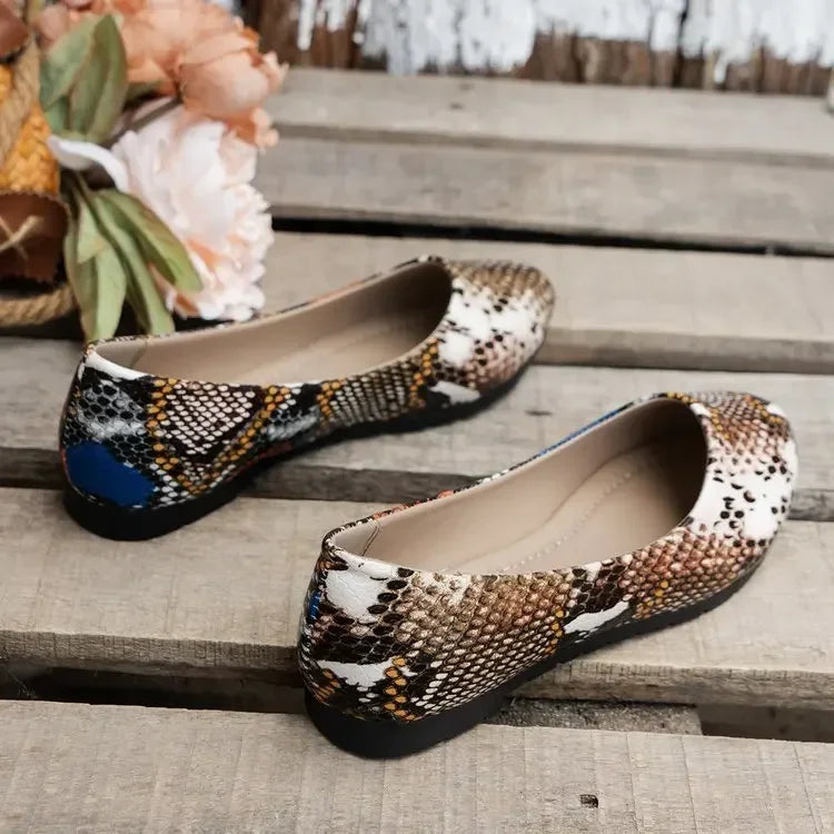 Colorful Snake Print Flats For Women on Luulla