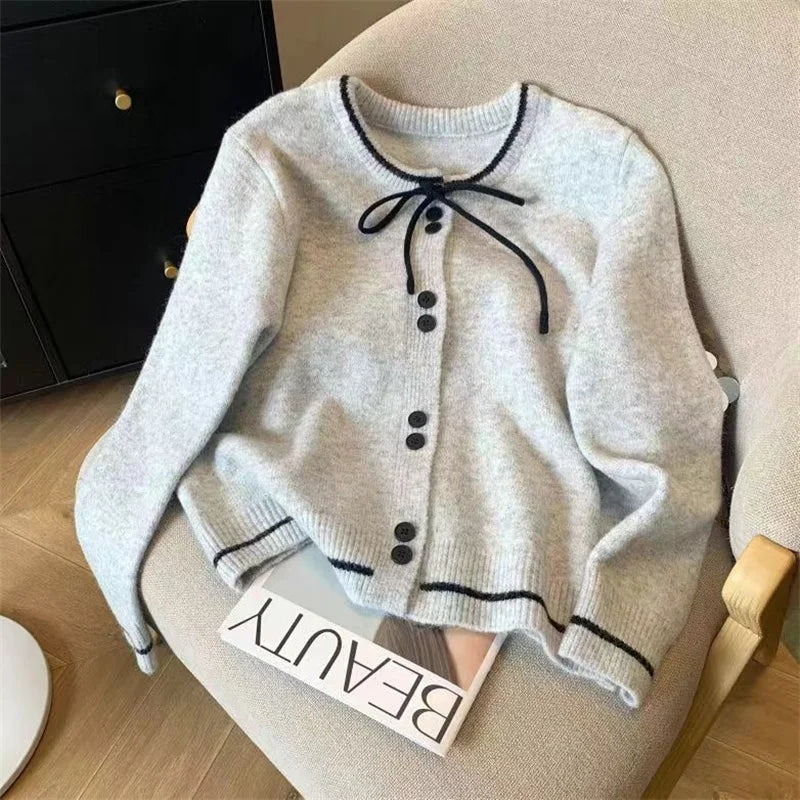 Cozy Wool Button-up Cardigan With Trim Details on Luulla