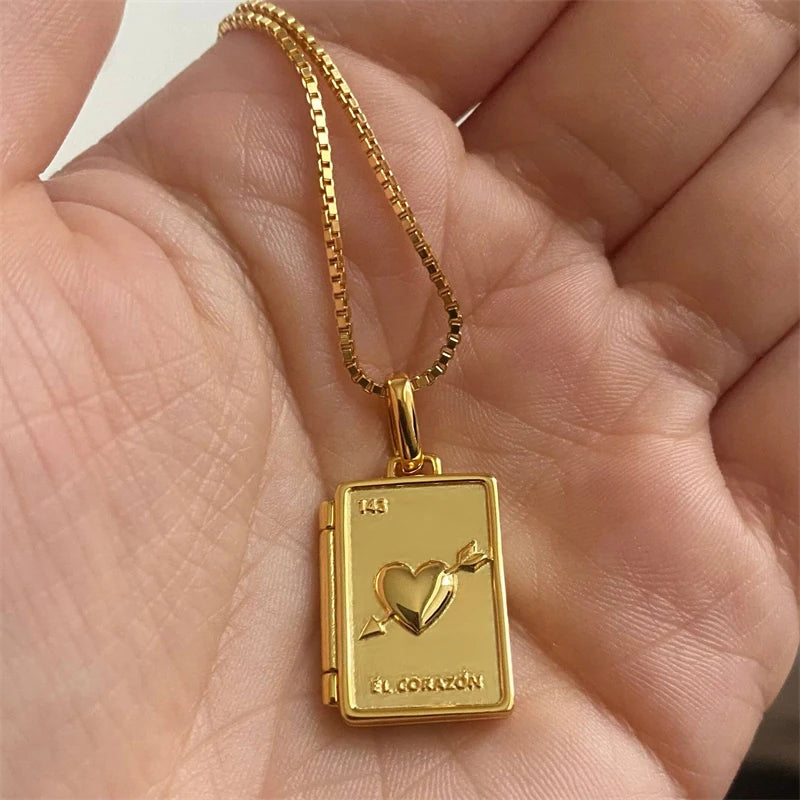 14k Gold Heart Locket Necklace With Chain on Luulla